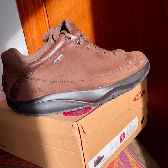 MBT | Shoes | Mbt Brown Leather Vizuri Gtx Casual Shoes | Poshmark